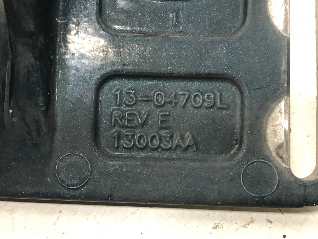 13-04709L | Peterbilt 389 Hood Rest for Sale