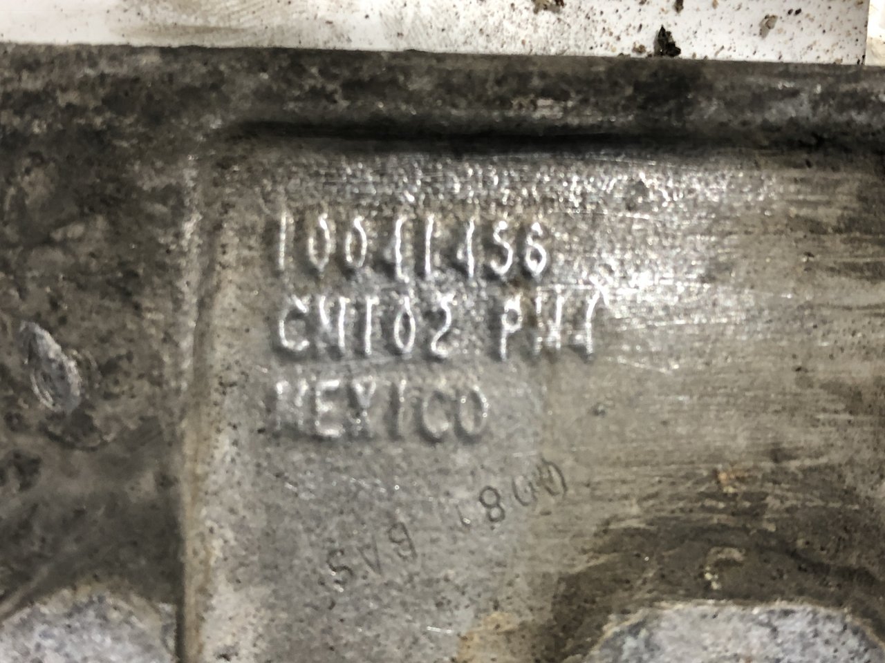 10041456 | Peterbilt 567 Hood Rest for Sale