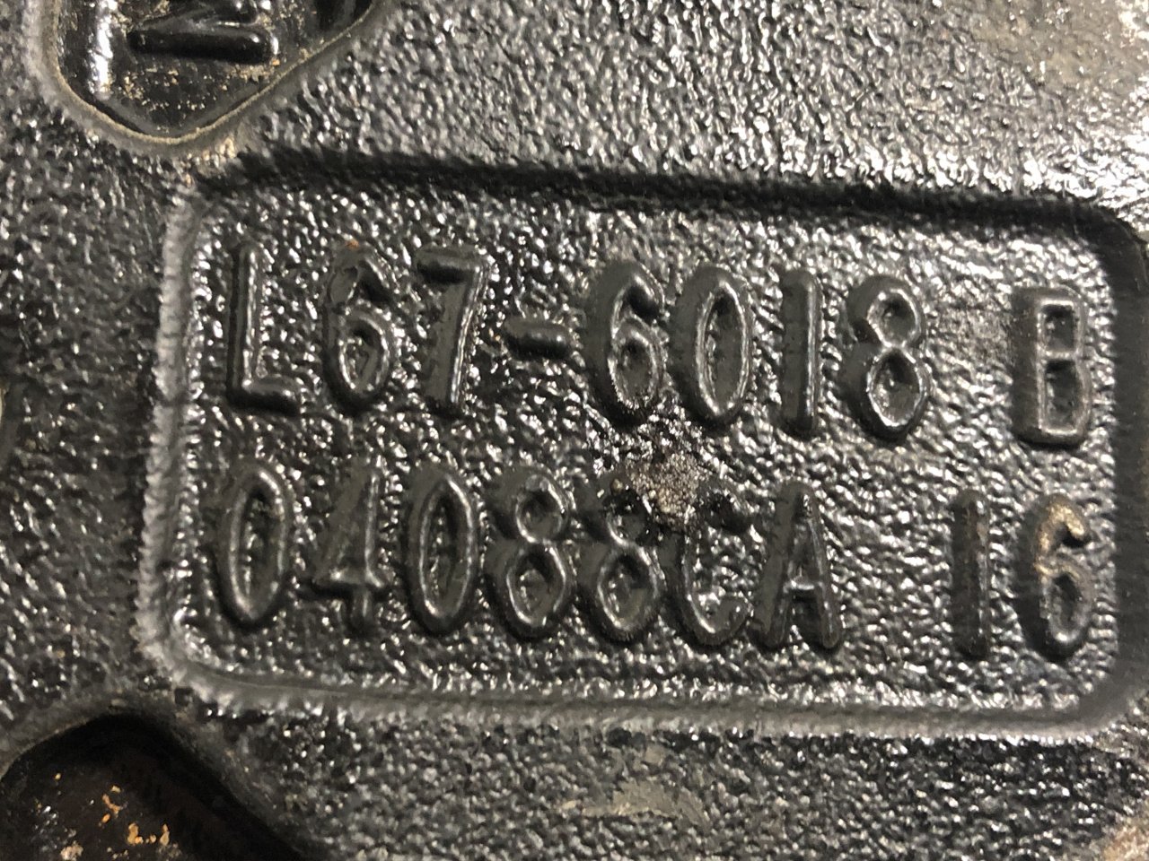 L67-6018 | Peterbilt 567 Hood Rest for Sale