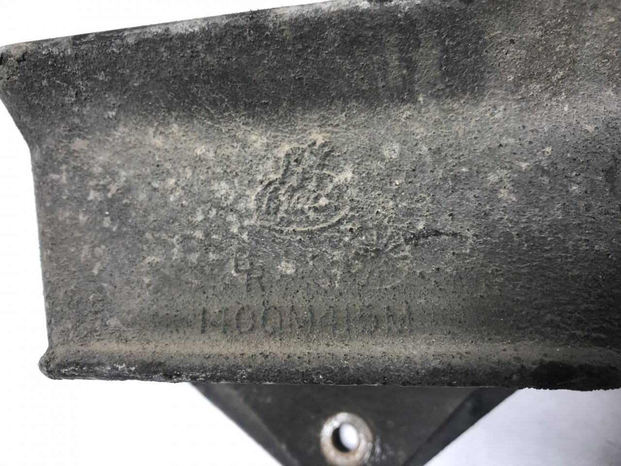 1400M415M | Mack CH600 Hood Rest for Sale