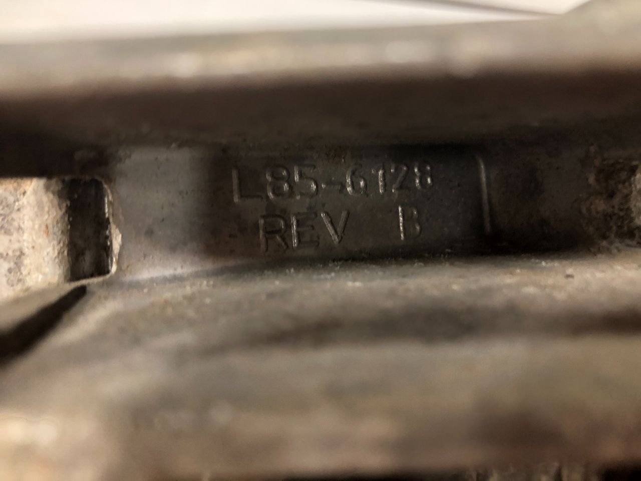 L85-6128 | Kenworth T680 Hood Rest for Sale