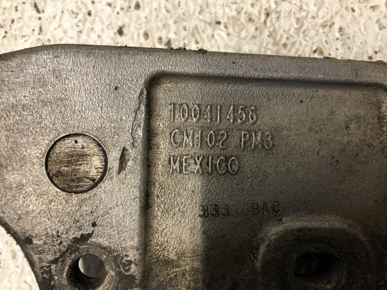 10041456 | Kenworth T880 Hood Rest for Sale