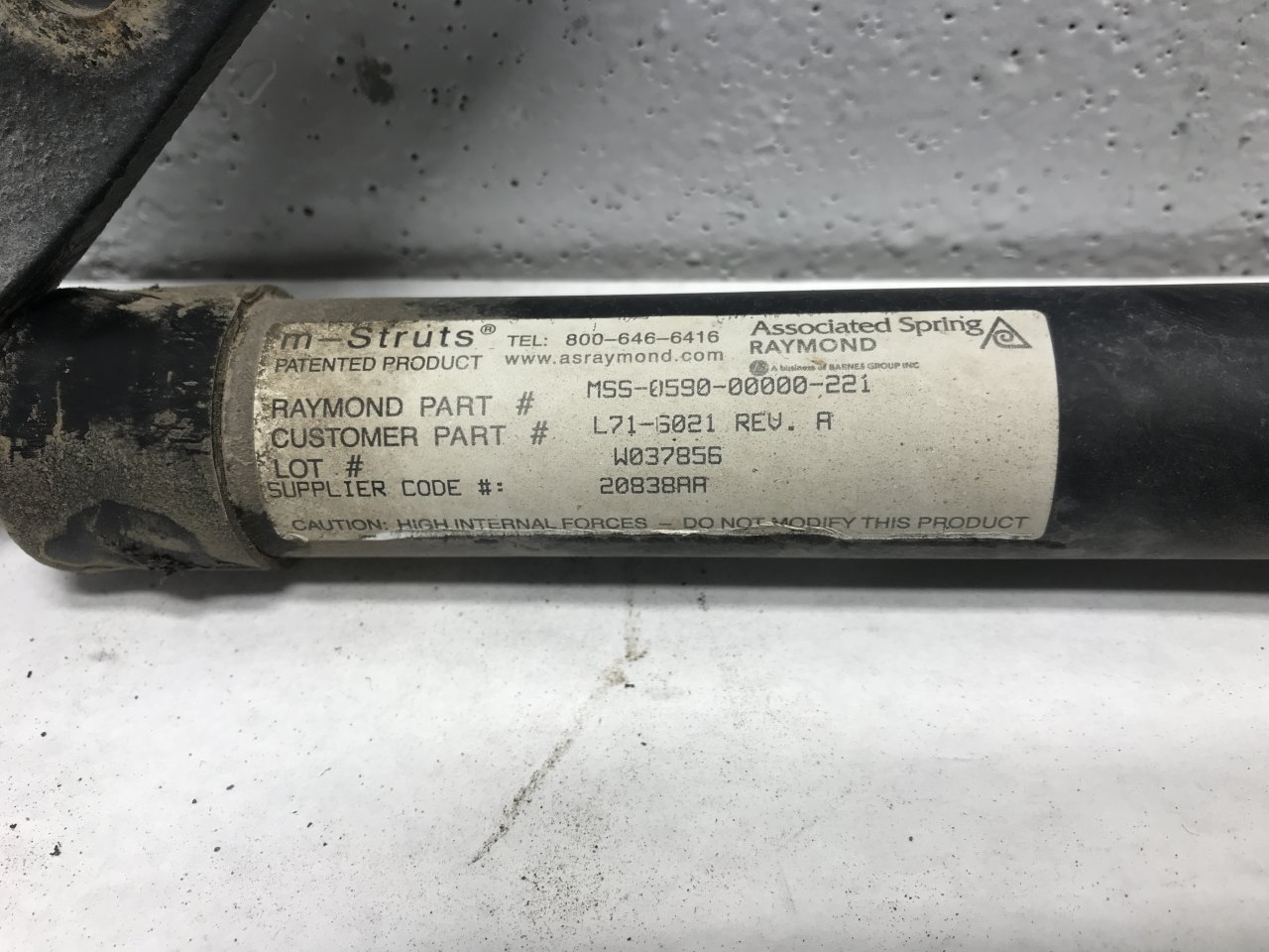 L71-6021 | Kenworth T680 Shock for Sale