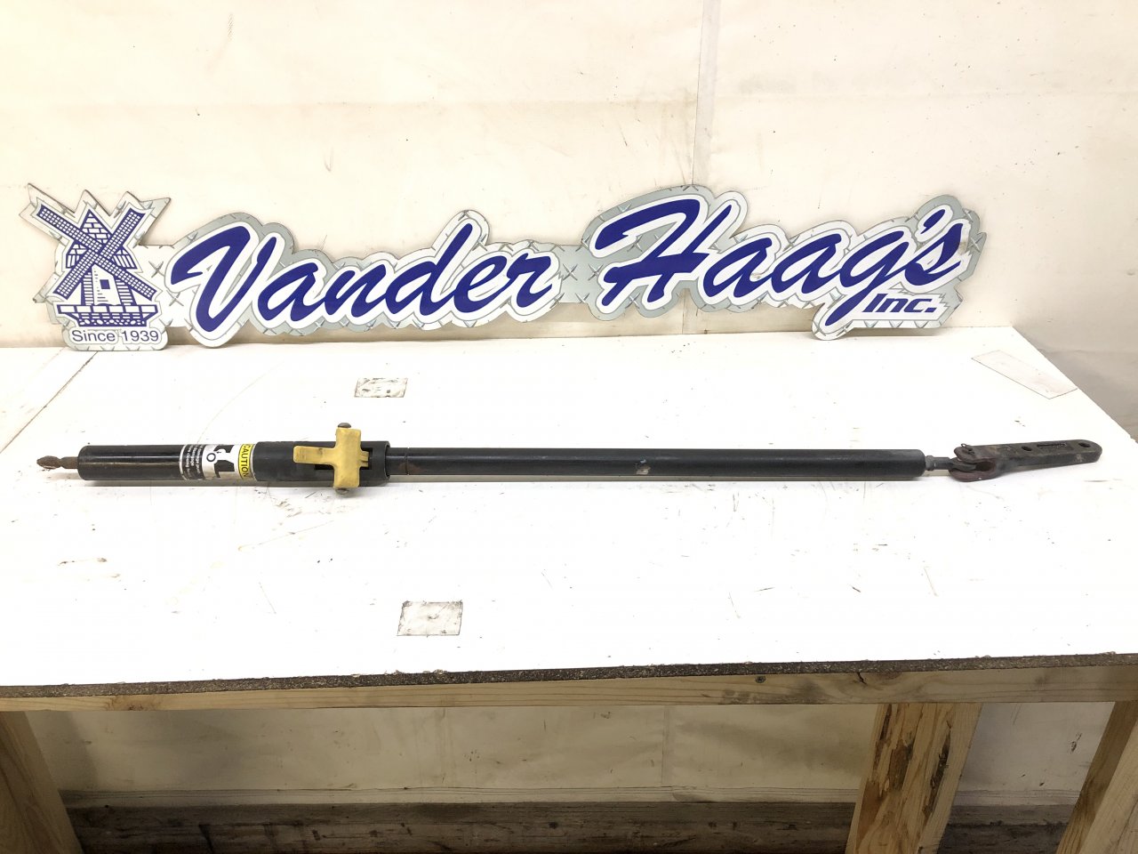 L71-6017 | Kenworth T680 Shock for Sale