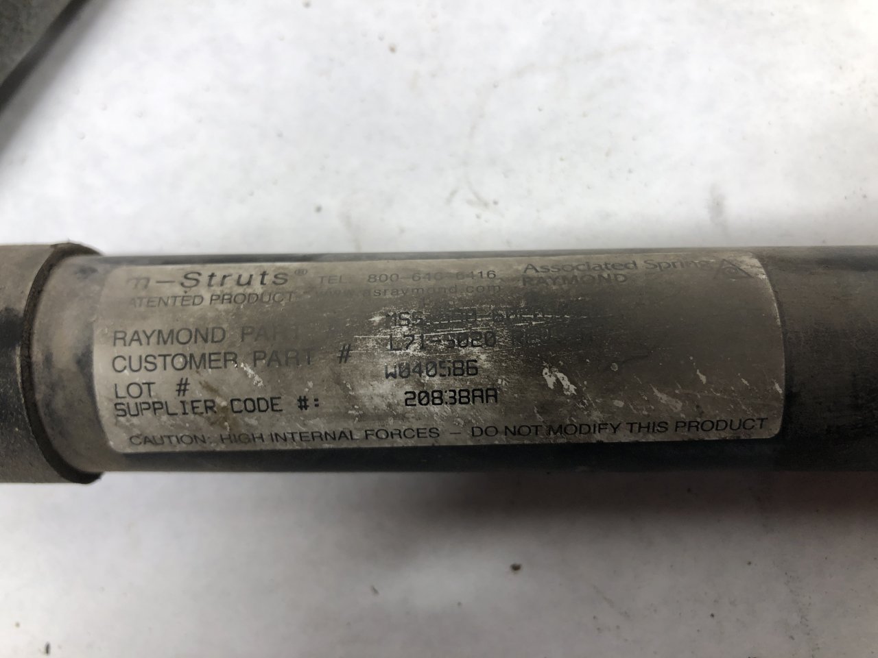 L71-5020 | Kenworth T680 Hood Shock for Sale