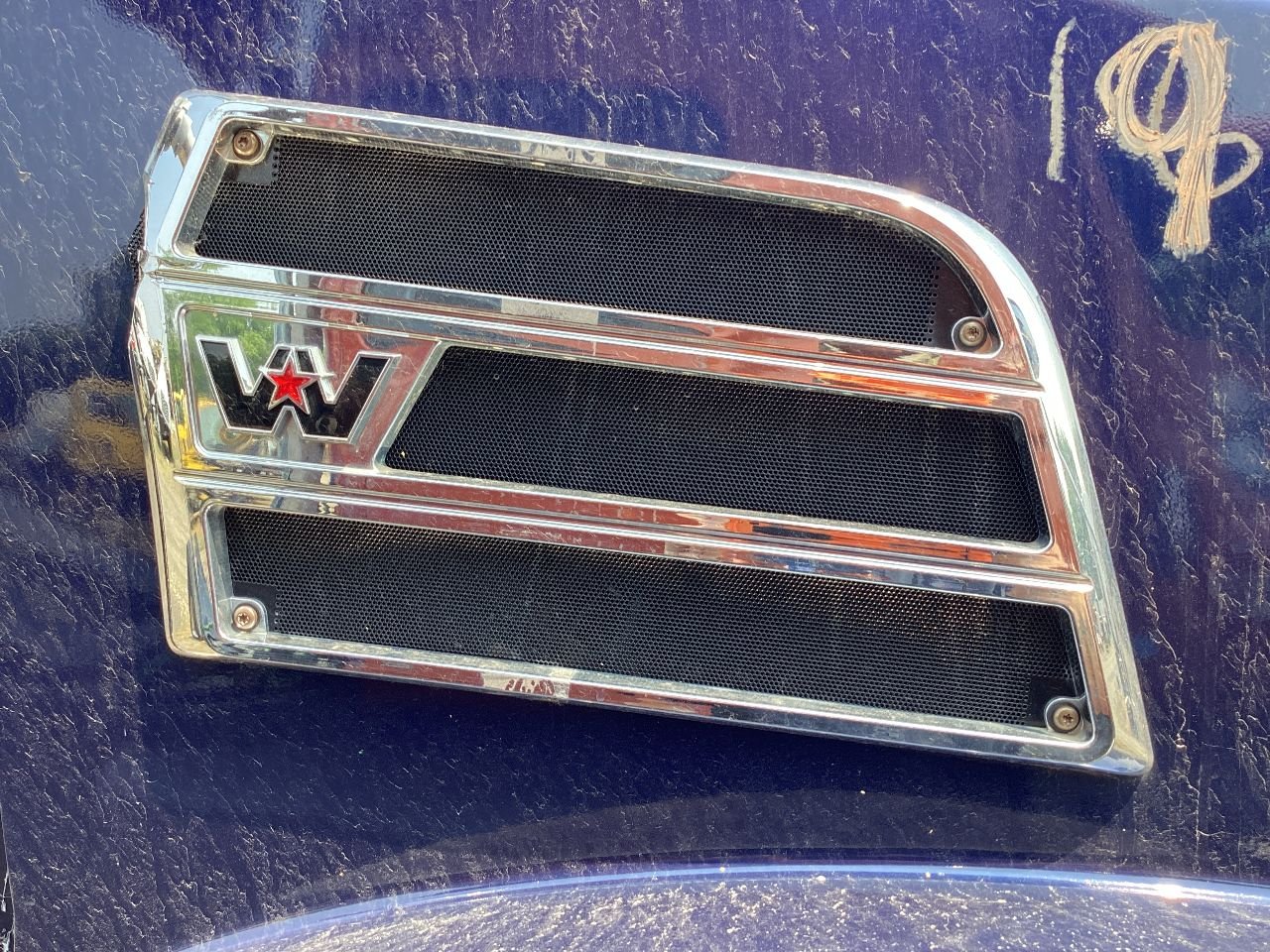 Western Star Trucks 5700 Hood Side Vent for Sale