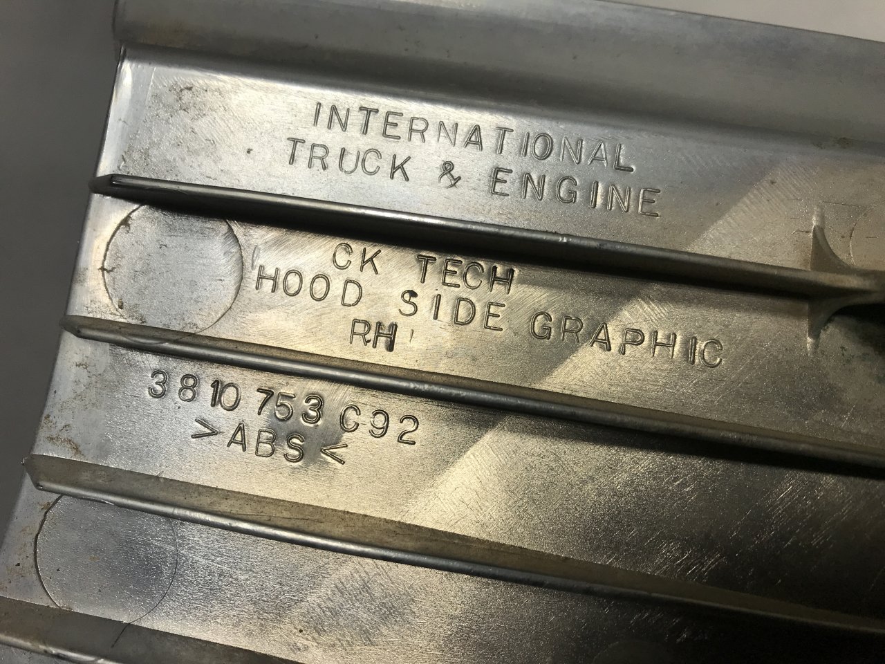 3810753C92 | International LONESTAR Hood Side Vent for Sale