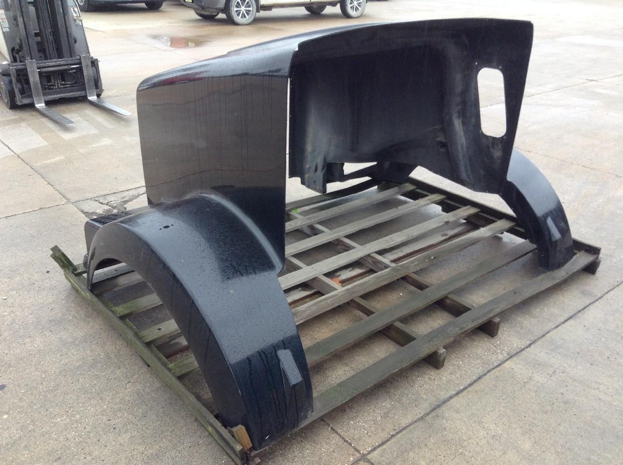 RKHD003 | Kenworth T800 Hood for Sale