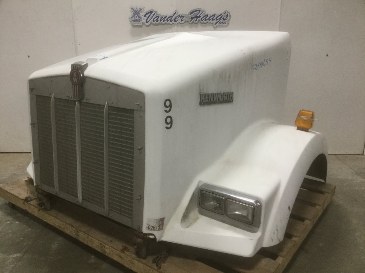 KY1461312 | Kenworth T800 Hood for Sale