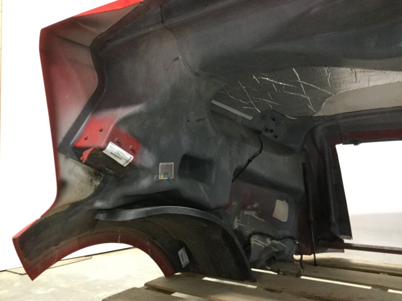 82743891 | Volvo VNL Hood for Sale