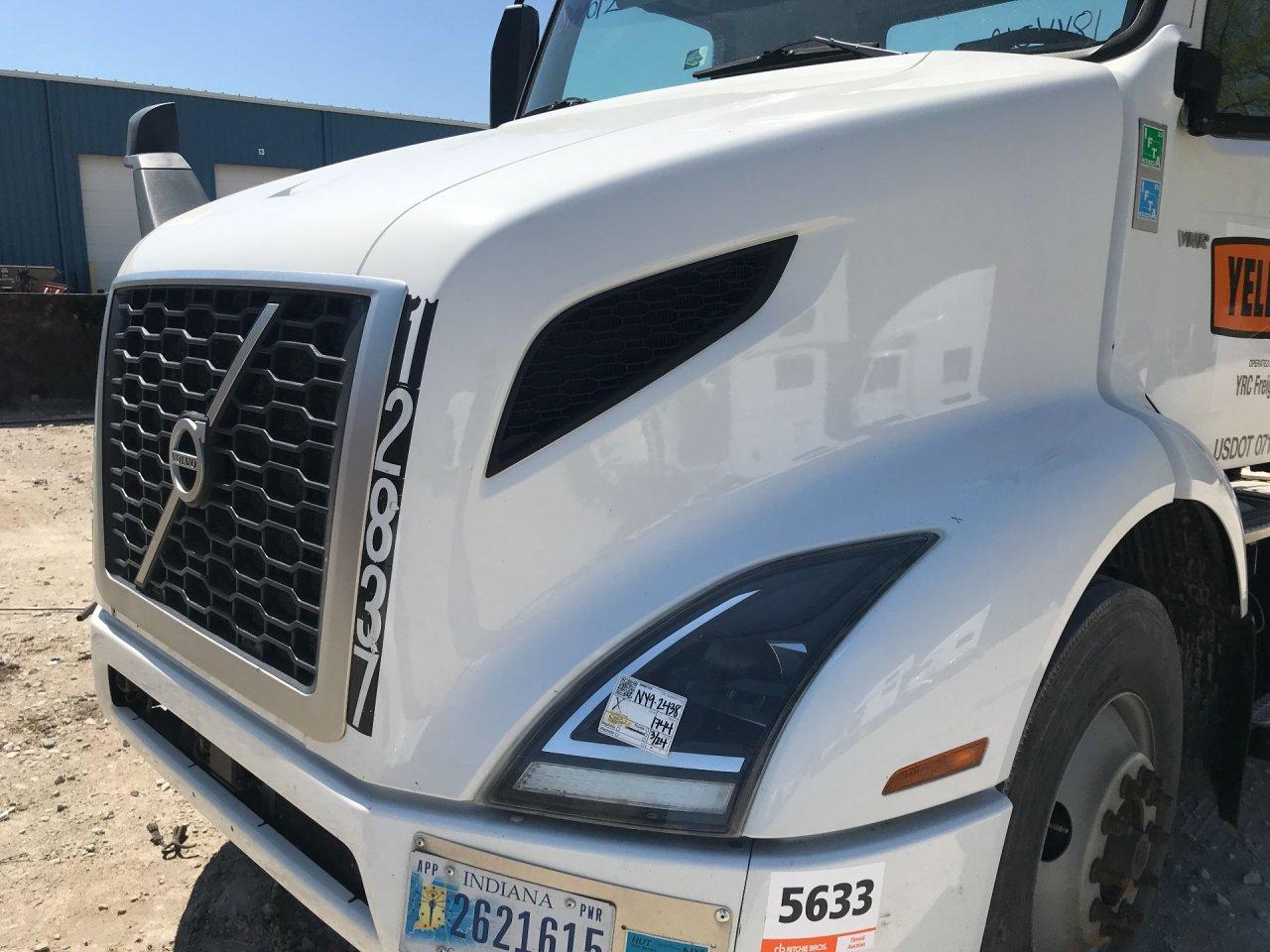 Volvo VNR Hood for Sale