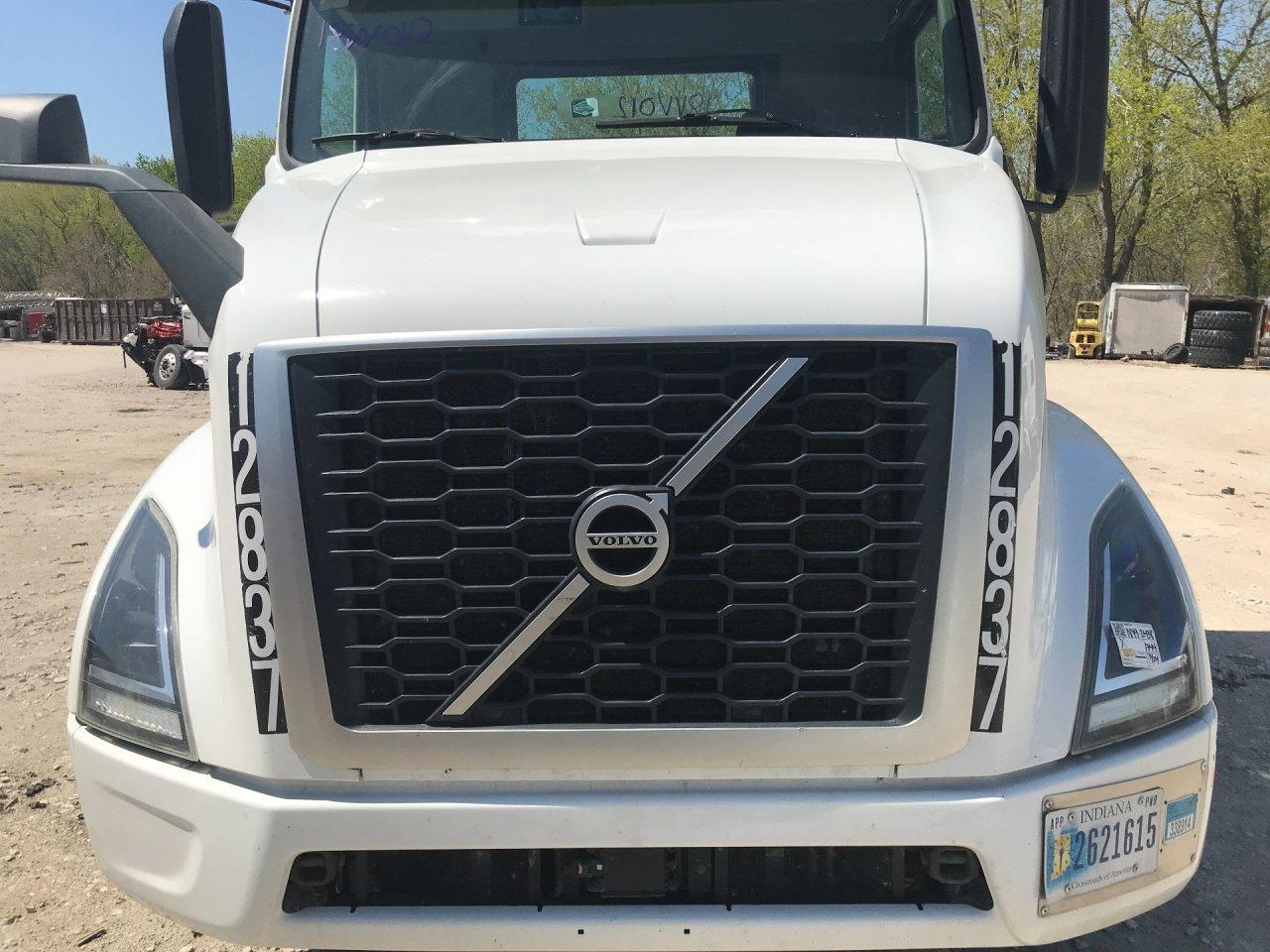 Volvo VNR Hood for Sale