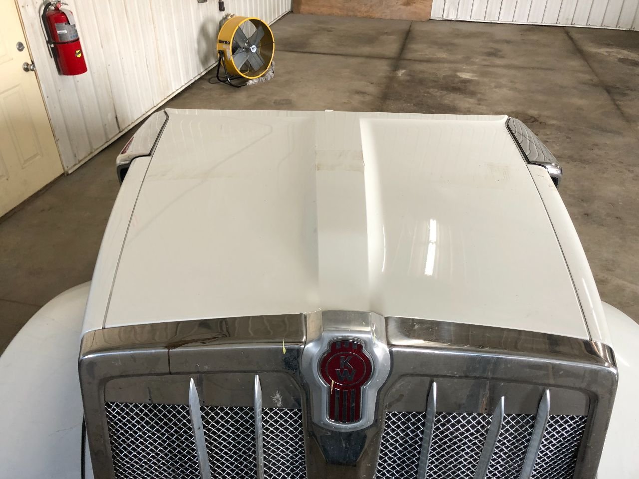 Kenworth W990 Hood for Sale