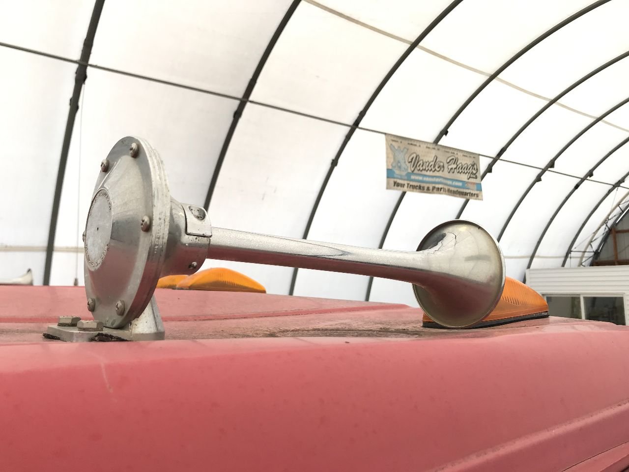 Freightliner FL80 Horn for Sale