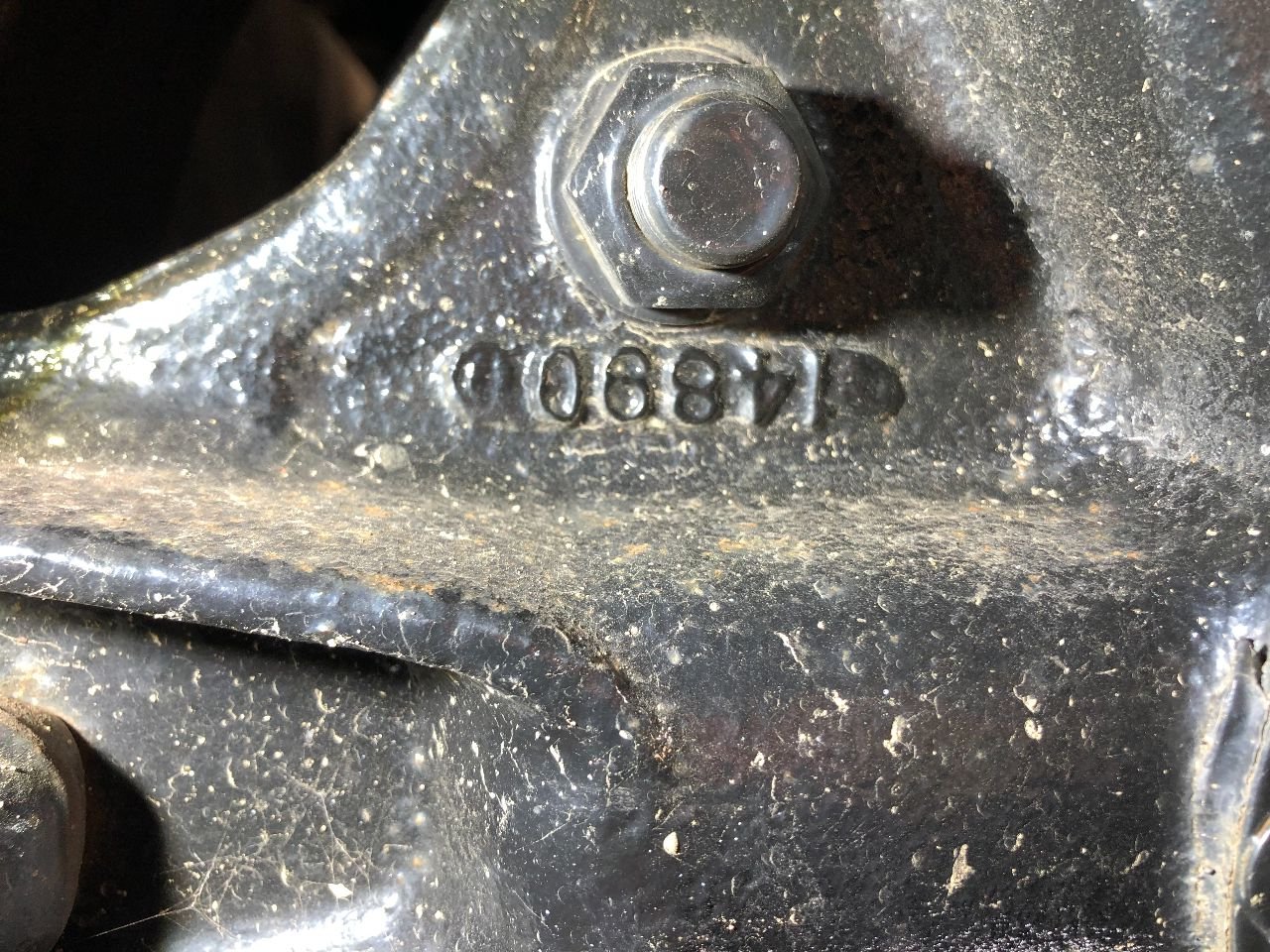 Ford L8501 Hub for Sale