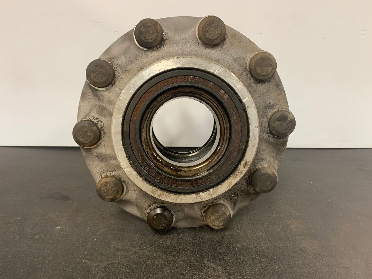 10082217 | Kenworth T680 Hub for Sale