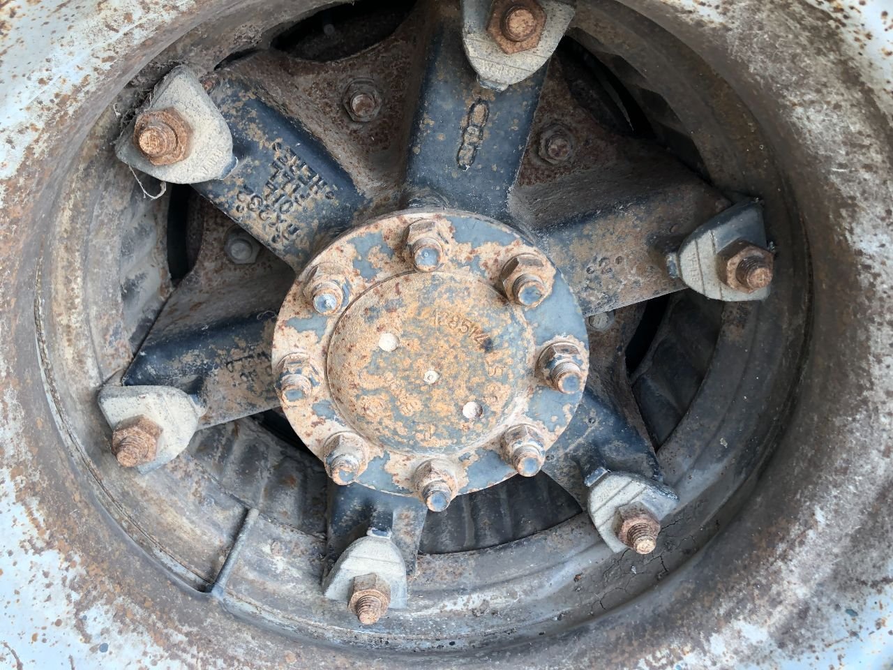 RX232 | Volvo WX Hub for Sale