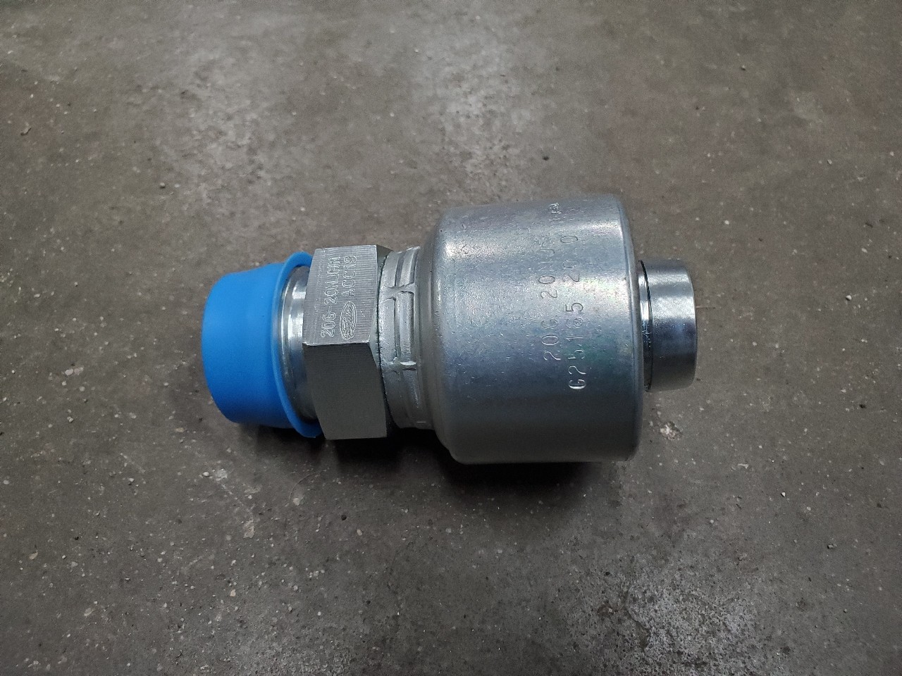 Gates G25165-2020 Hydraulic Fitting for Sale