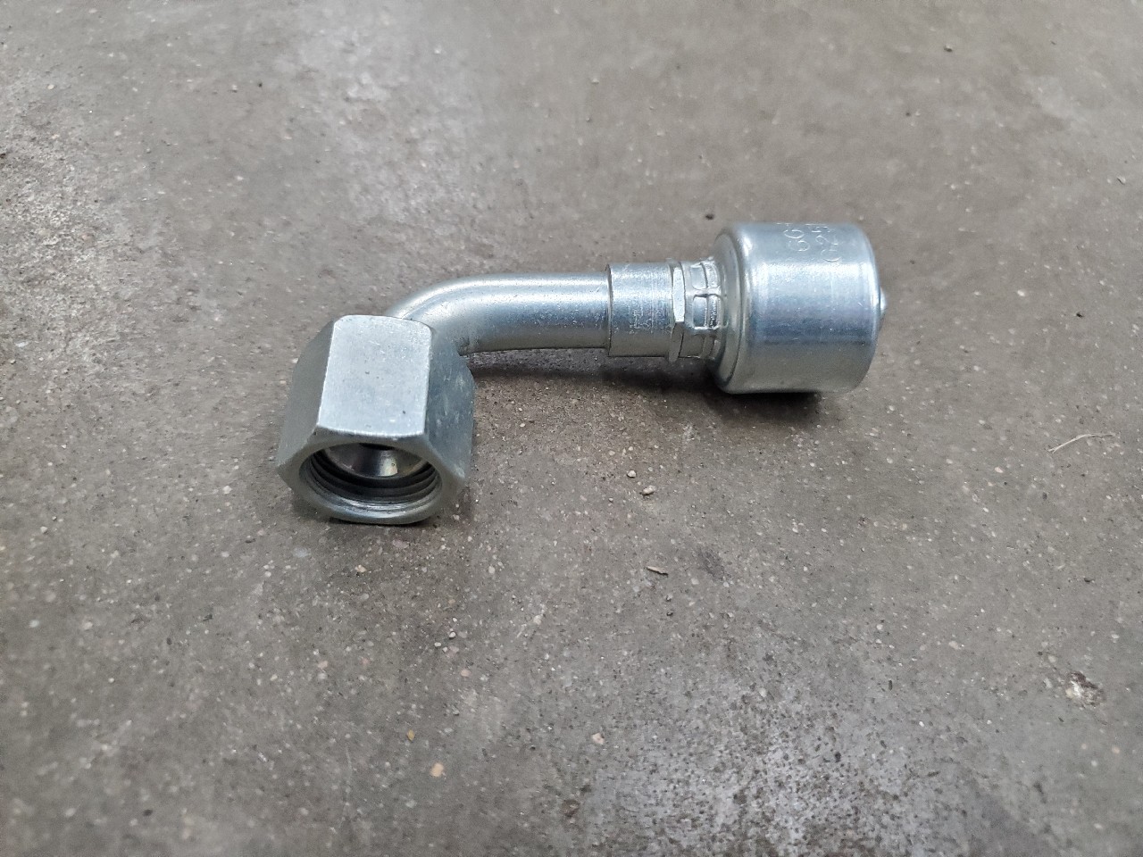 Gates G25179-0608 Hydraulic Fitting for Sale