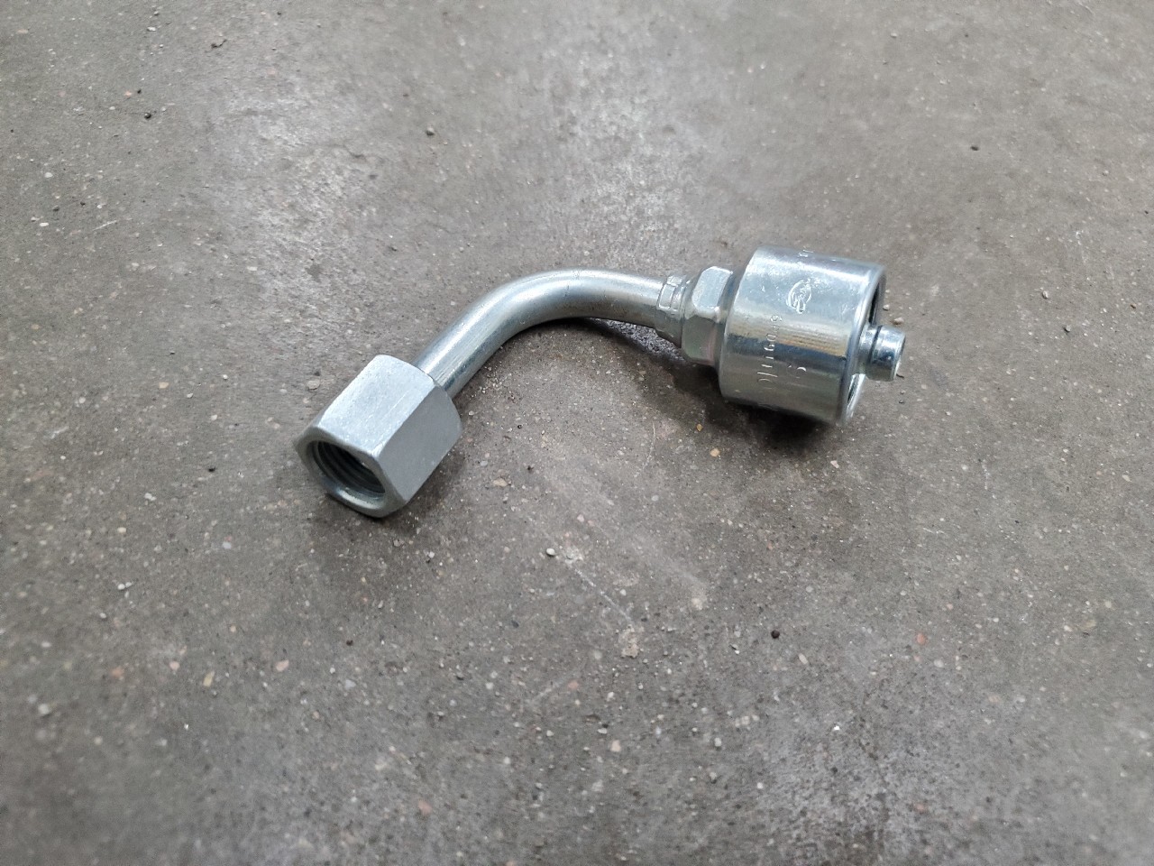 Gates G25181-0606 Hydraulic Fitting for Sale