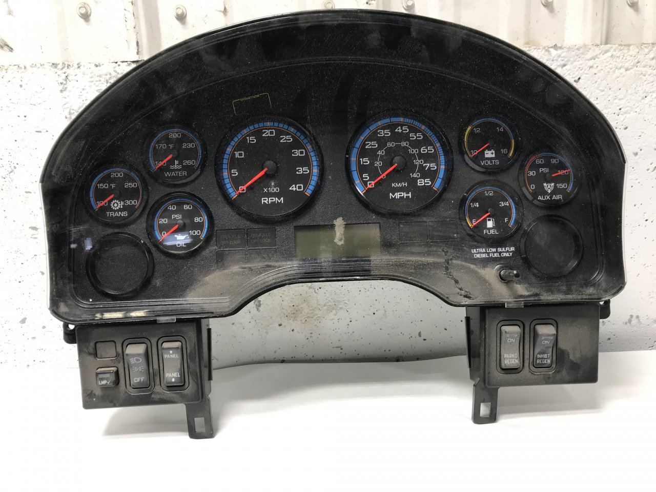 3868370C95 | International 3300 Speedometer Instrument Cluster for Sale