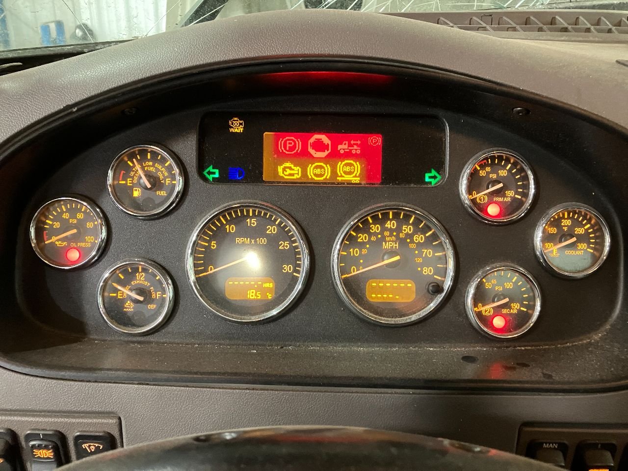 Peterbilt 348 Speedometer Instrument Cluster for Sale