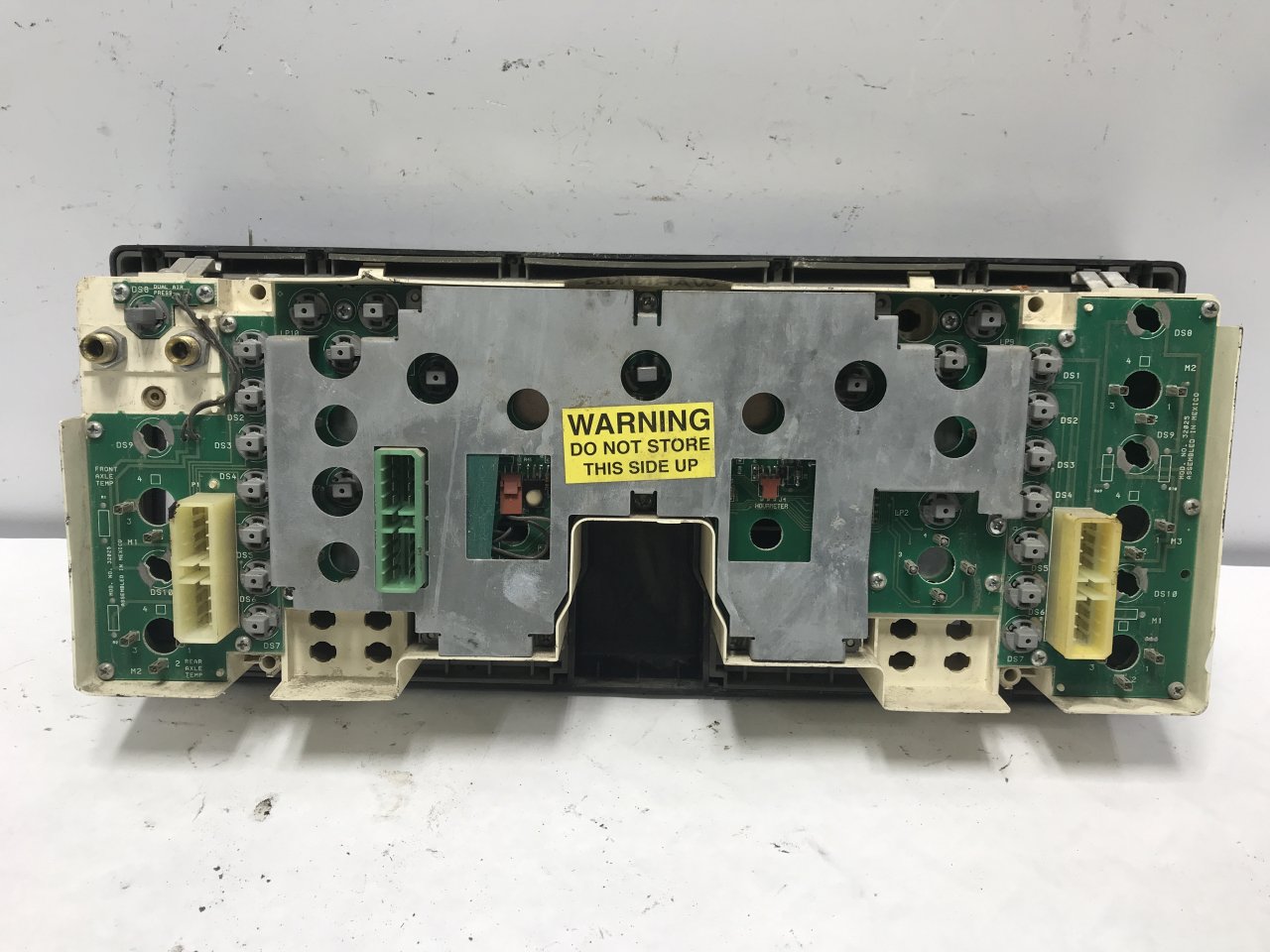 3525074C91 | International 4700 Speedometer Instrument Cluster for Sale