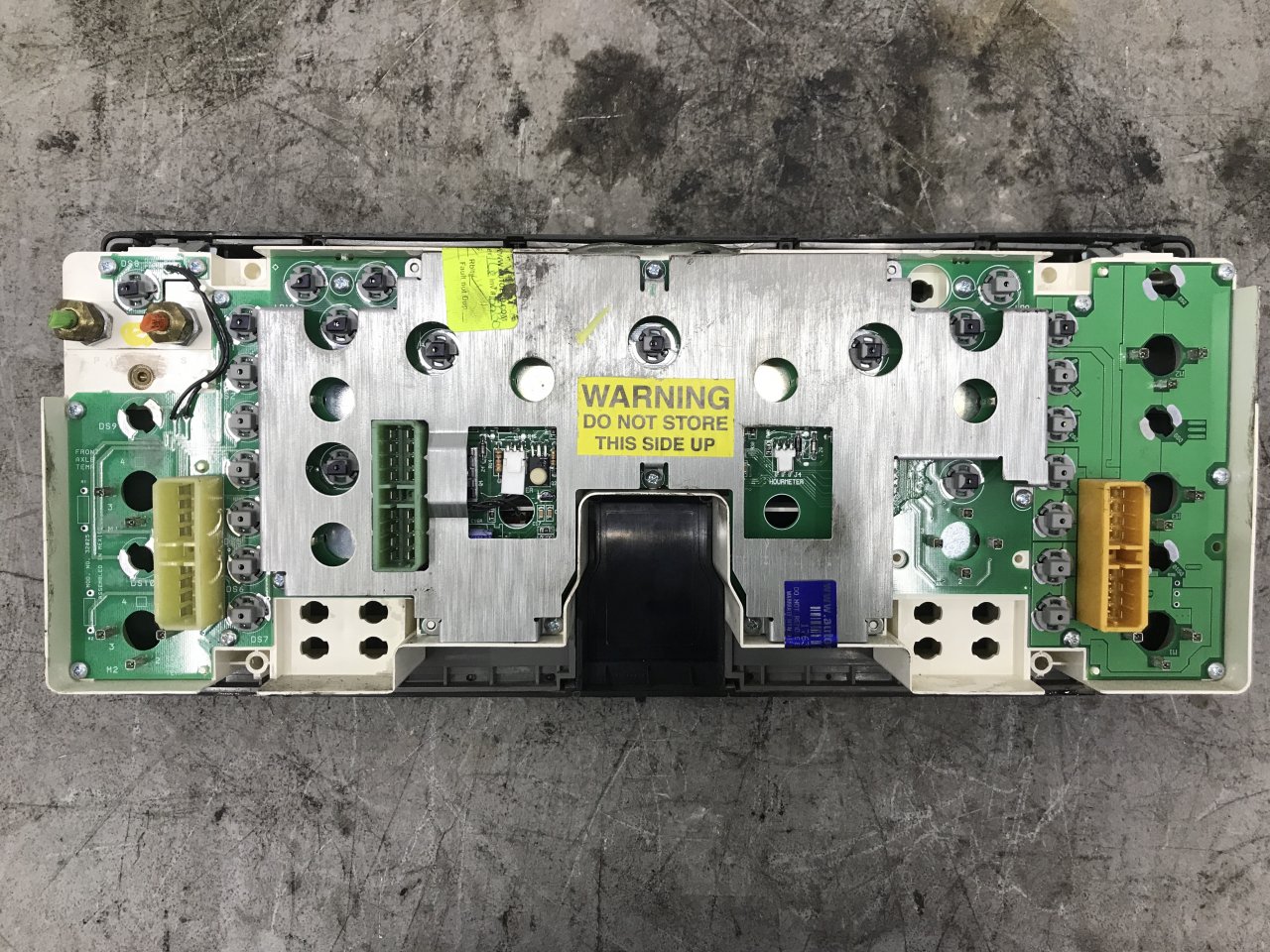 3525099C94 | International 4900 Speedometer Instrument Cluster for Sale