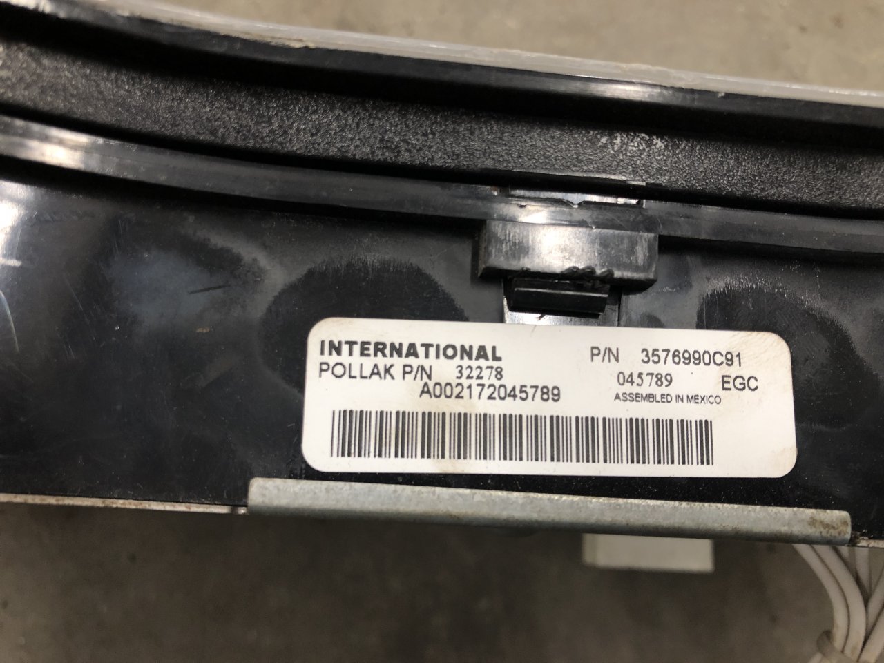 3576990C91 | International 7400 Speedometer Instrument Cluster for Sale