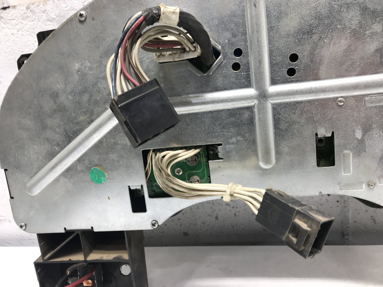 3604598C92 | International 7400 Speedometer Instrument Cluster for Sale