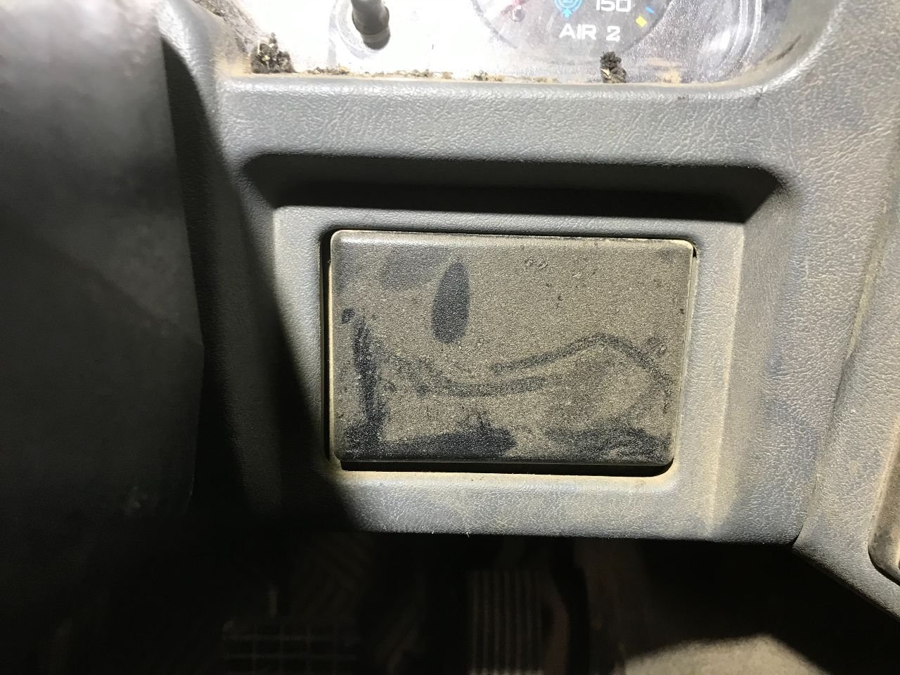 3604598C92 | International 7500 Speedometer Instrument Cluster for Sale