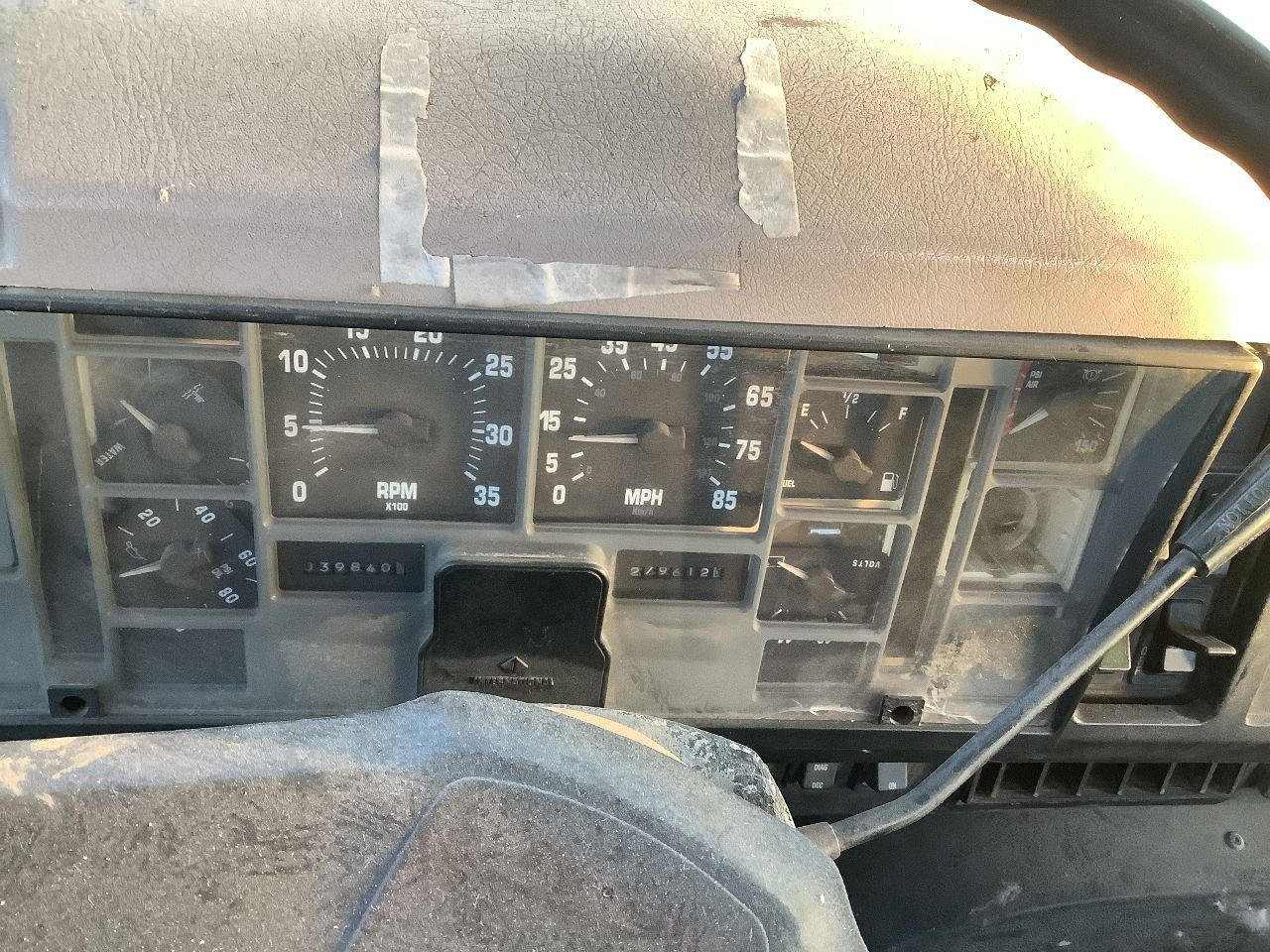 1689996C93 | International 8100 Speedometer Instrument Cluster for Sale