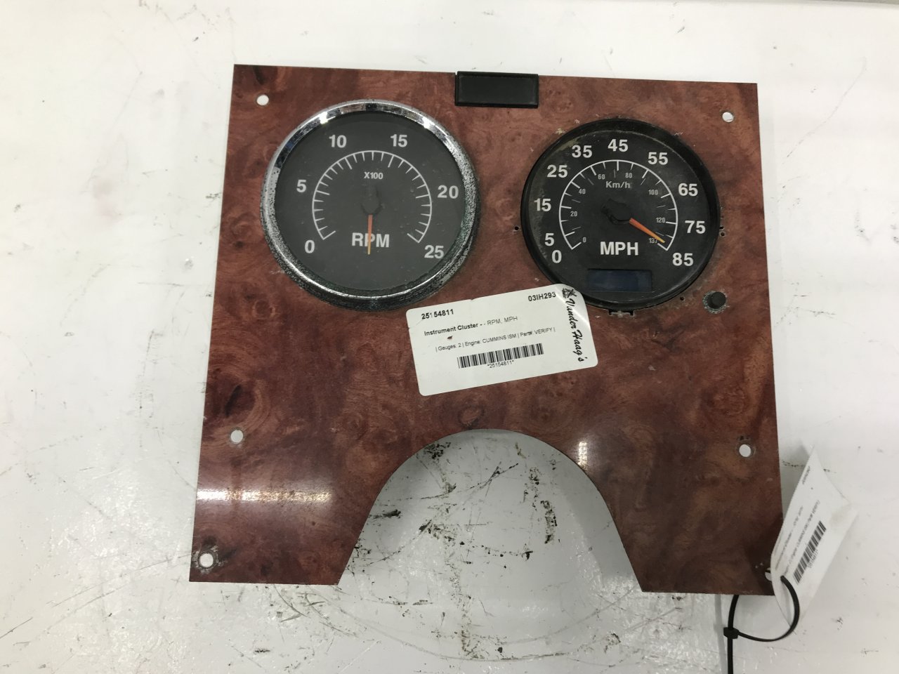 3571293C91 | International 9200 Speedometer Instrument Cluster for Sale