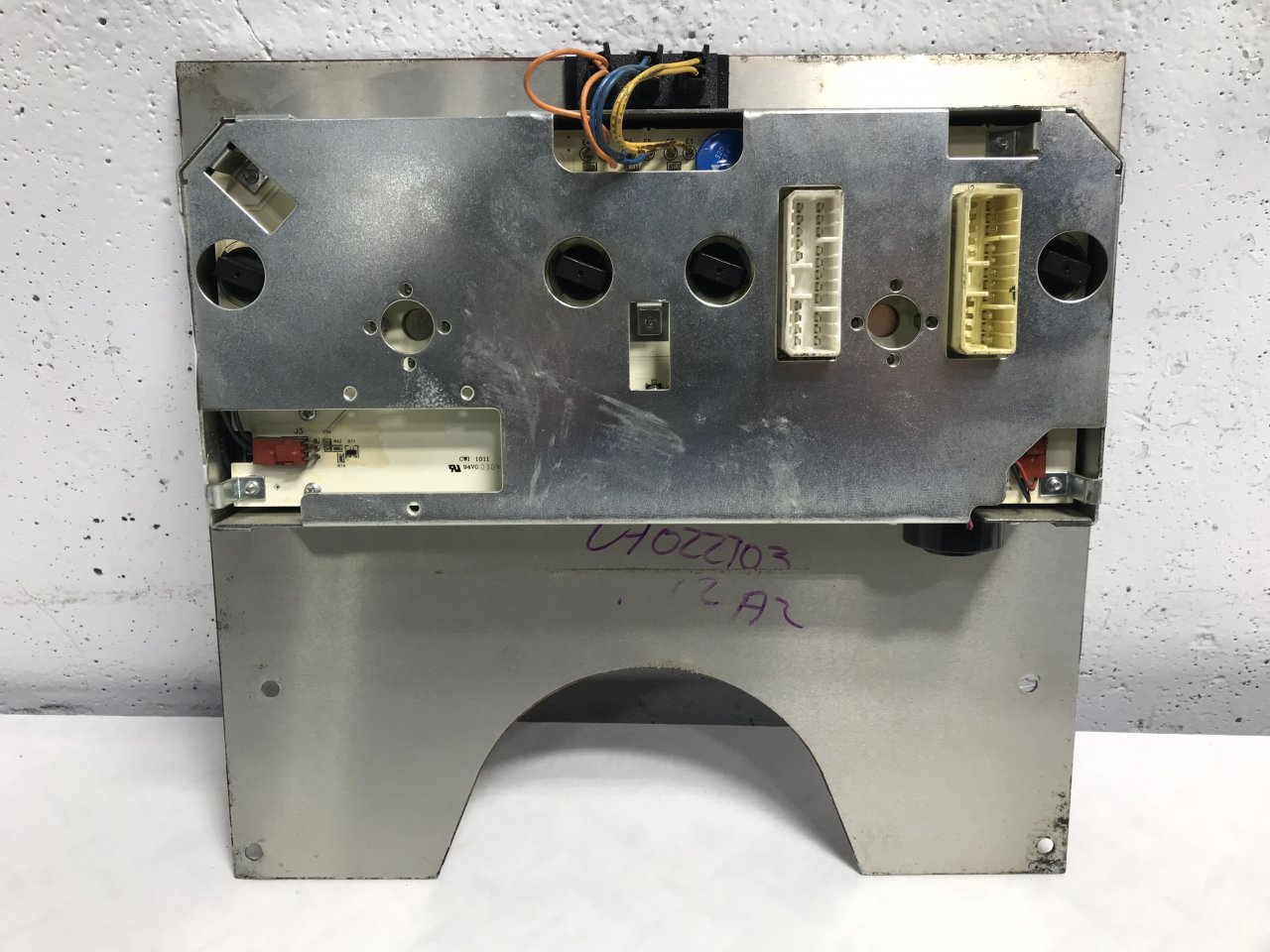 3571293C92 | International 9400 Speedometer Instrument Cluster for Sale