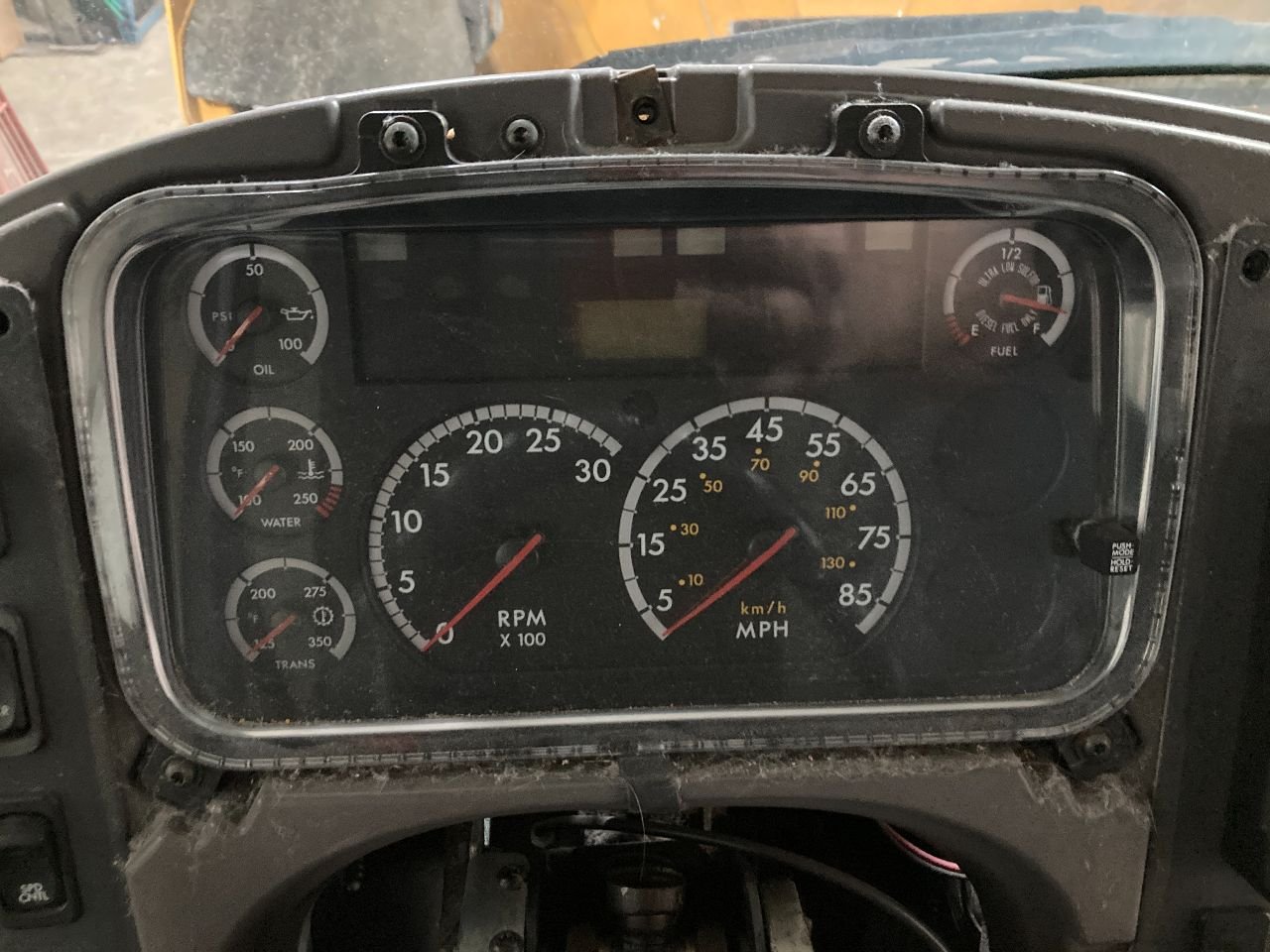 Freightliner B2 Speedometer Instrument Cluster for Sale