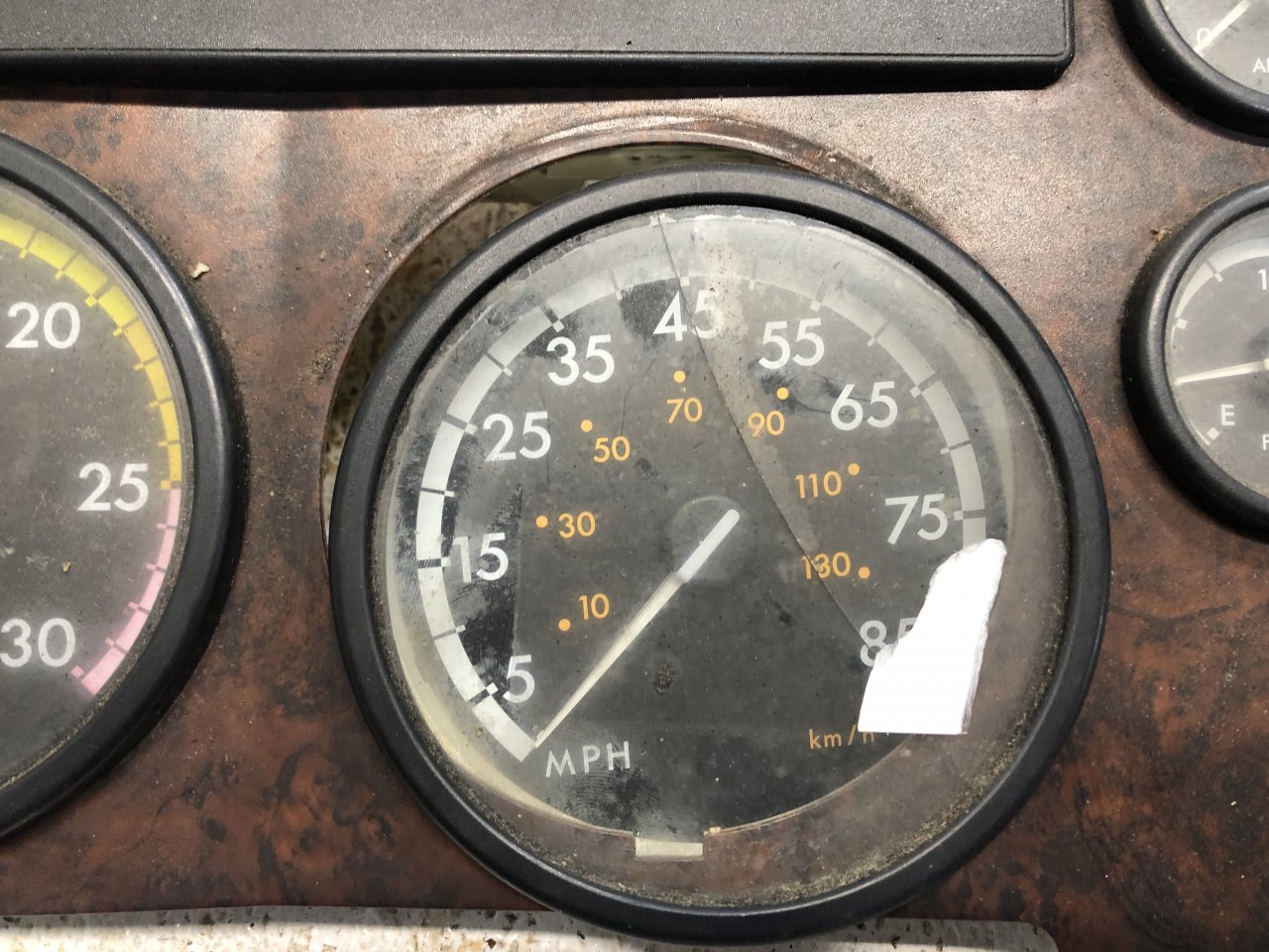 Freightliner C120 CENTURY Instrument Cluster for Sale