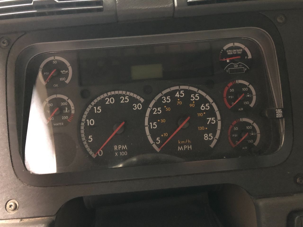 20130307 | Freightliner CASCADIA Speedometer Instrument Cluster for Sale