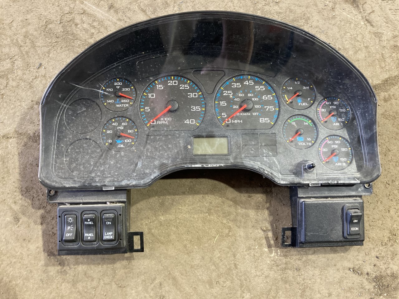 3587198F94 | International CE Speedometer Instrument Cluster for Sale