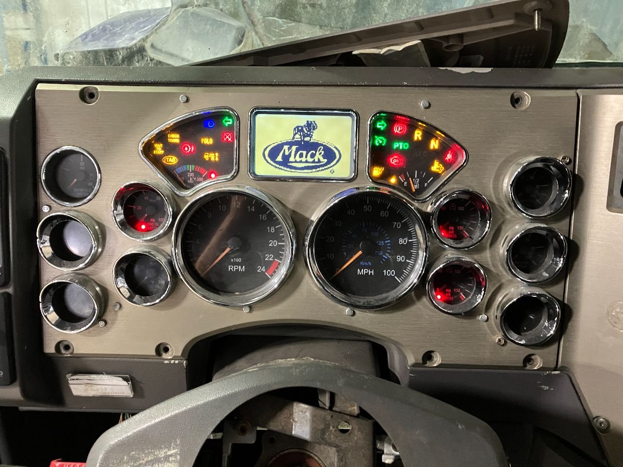 5MT5176M15 | Mack CHU Speedometer Instrument Cluster for Sale