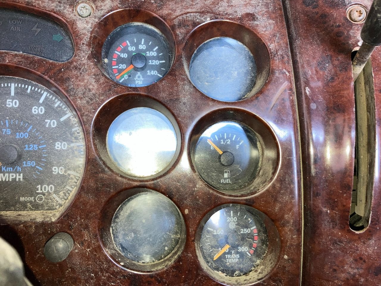 A2C53163661 | Mack CXN Speedometer Instrument Cluster for Sale
