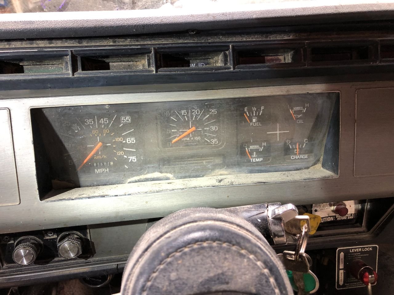 NO TAG | Ford F700 Speedometer Instrument Cluster for Sale