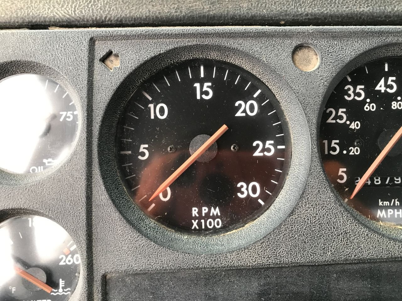 Freightliner FL70 Instrument Cluster for Sale