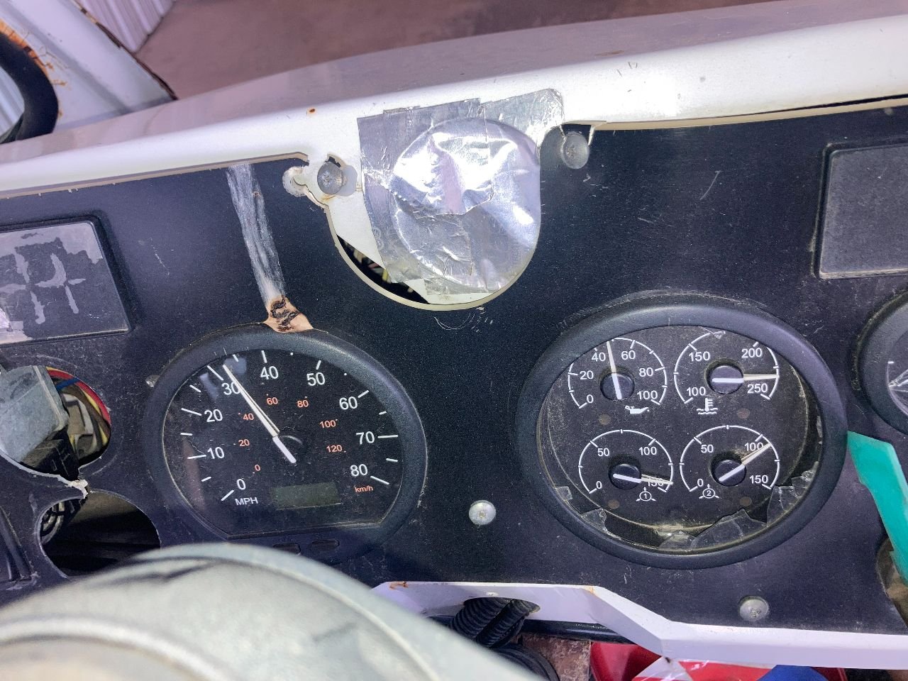Capacity SABRE 5 Speedometer Instrument Cluster for Sale