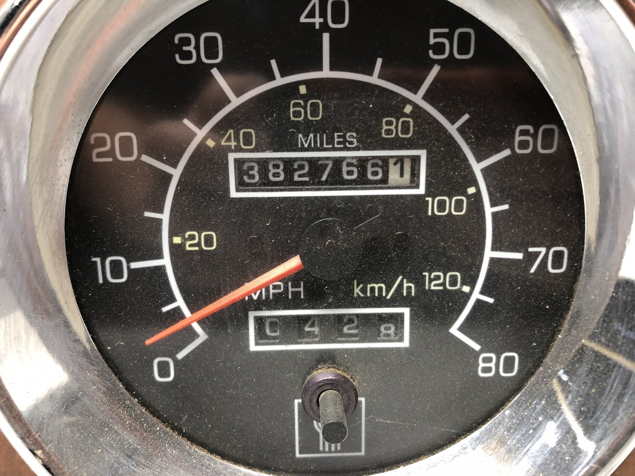 S64-1065-5 | Kenworth T600 Speedometer Instrument Cluster for Sale