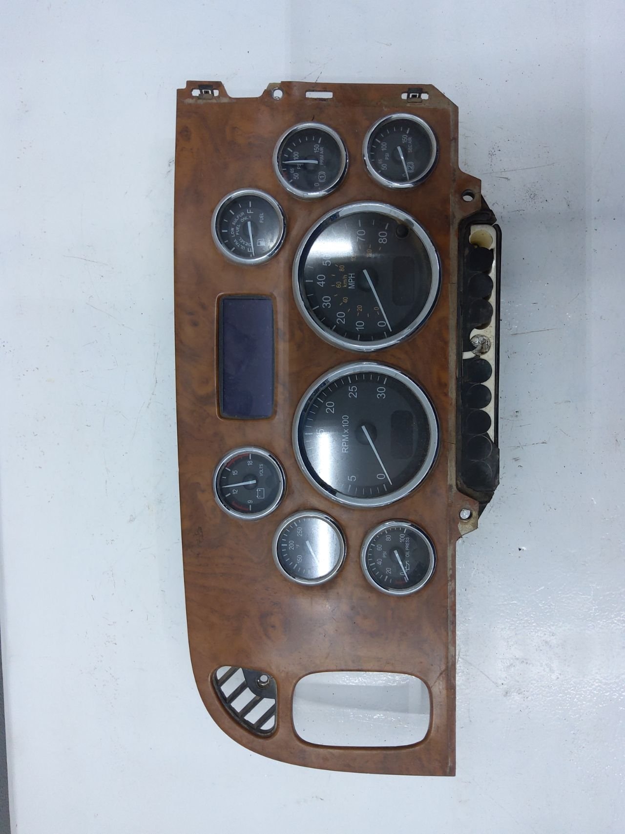 Peterbilt TRUCK Speedometer Instrument Cluster for Sale