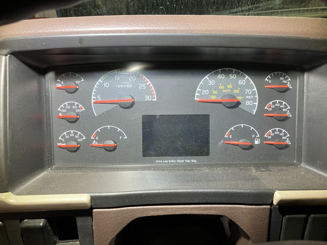 N/A | Volvo VNL Speedometer Instrument Cluster for Sale