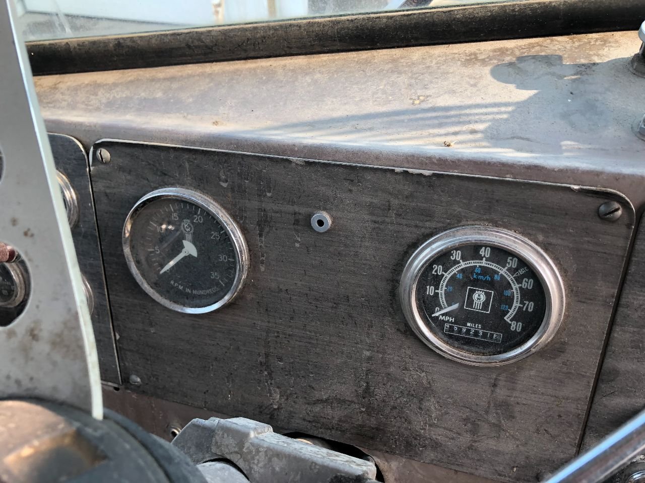 Kenworth W900A Speedometer Instrument Cluster for Sale