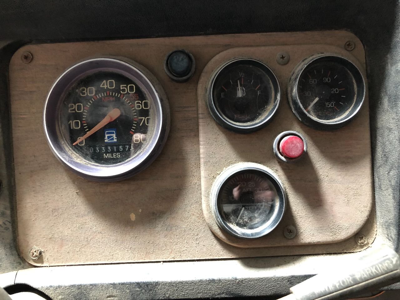 Volvo WCM Speedometer Instrument Cluster for Sale