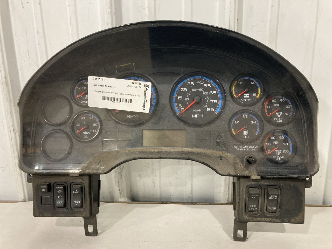 2604684C98 | International WORKSTAR Speedometer Instrument Cluster for Sale