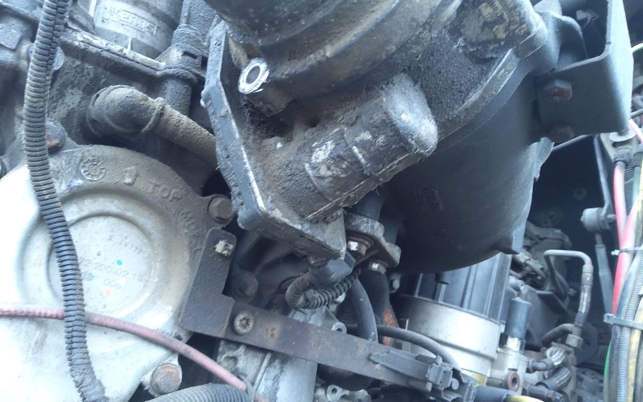 Detroit DD15 Engine Intake Manifold for Sale